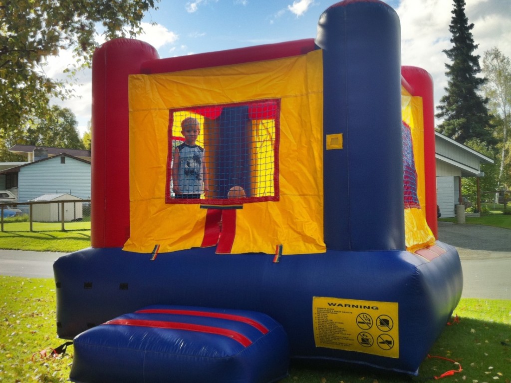 Bouncy Houses Archives - FOR FUN ALASKA